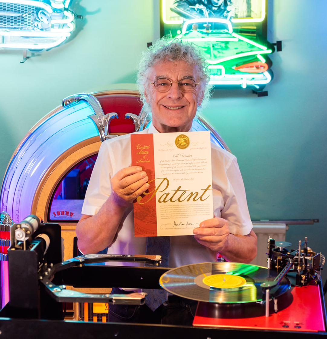 Alan Black’s LP mechanism receives patent - Sound Leisure Limited