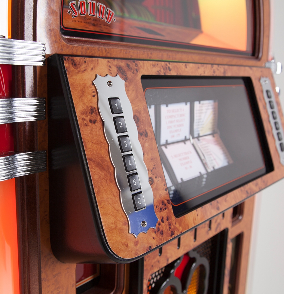 Manhattan CD Jukebox - Sound Leisure Limited