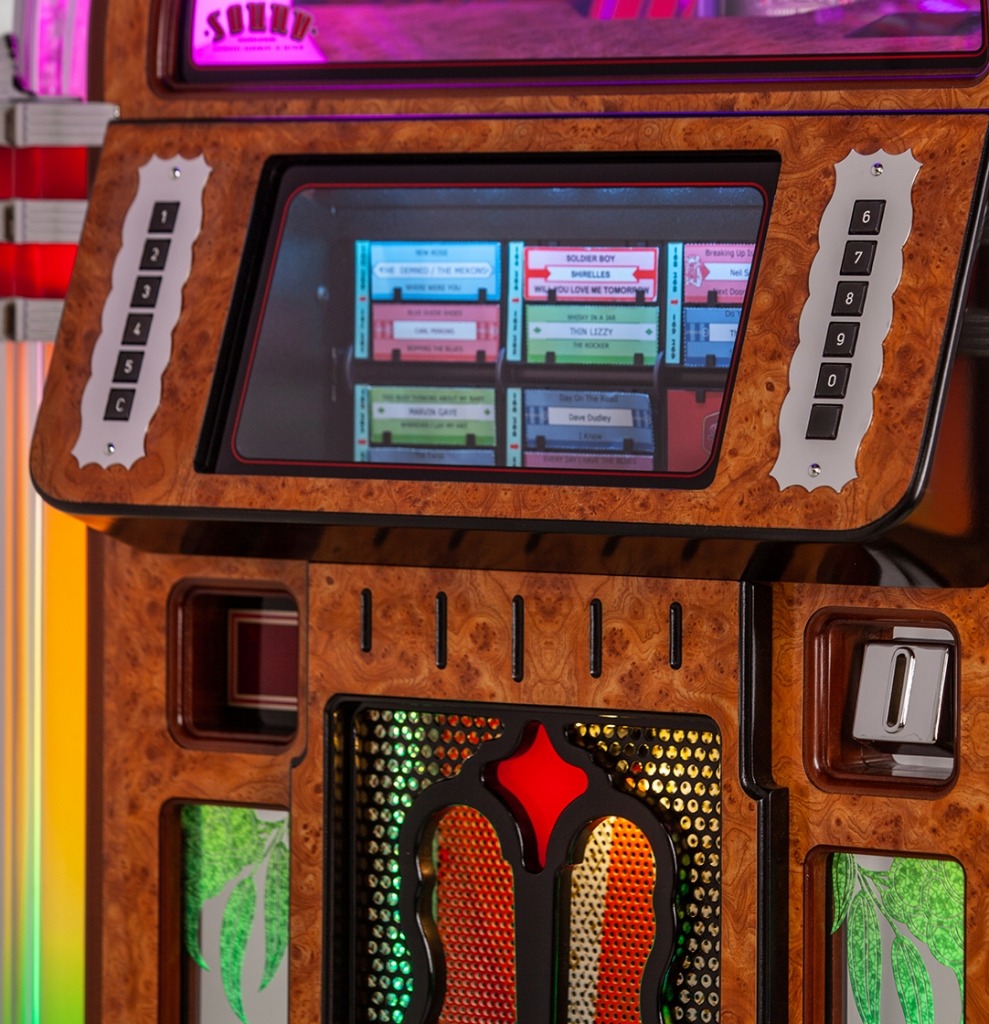 Manhattan Vinyl Jukebox - Sound Leisure Limited