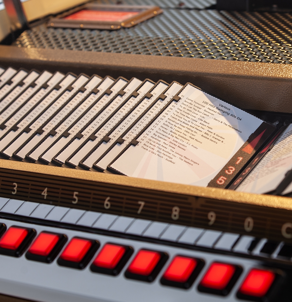 Title Card Labels - 1 Part (pre-perforated) - Sound Leisure Limited